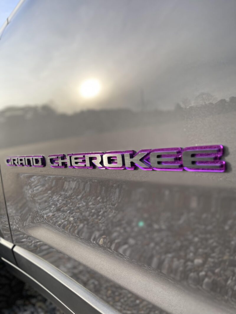 22-23 Grand Cherokee Fender Emblems (Pair) - Gladius Offroad